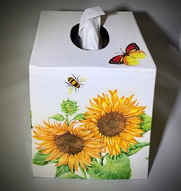 Decoupaged Sunflower Tissue Box Cover: Farmhouse Honey Bee Decor - Etsy