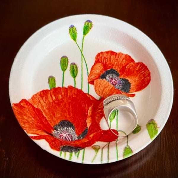 Poppy Dish - Etsy