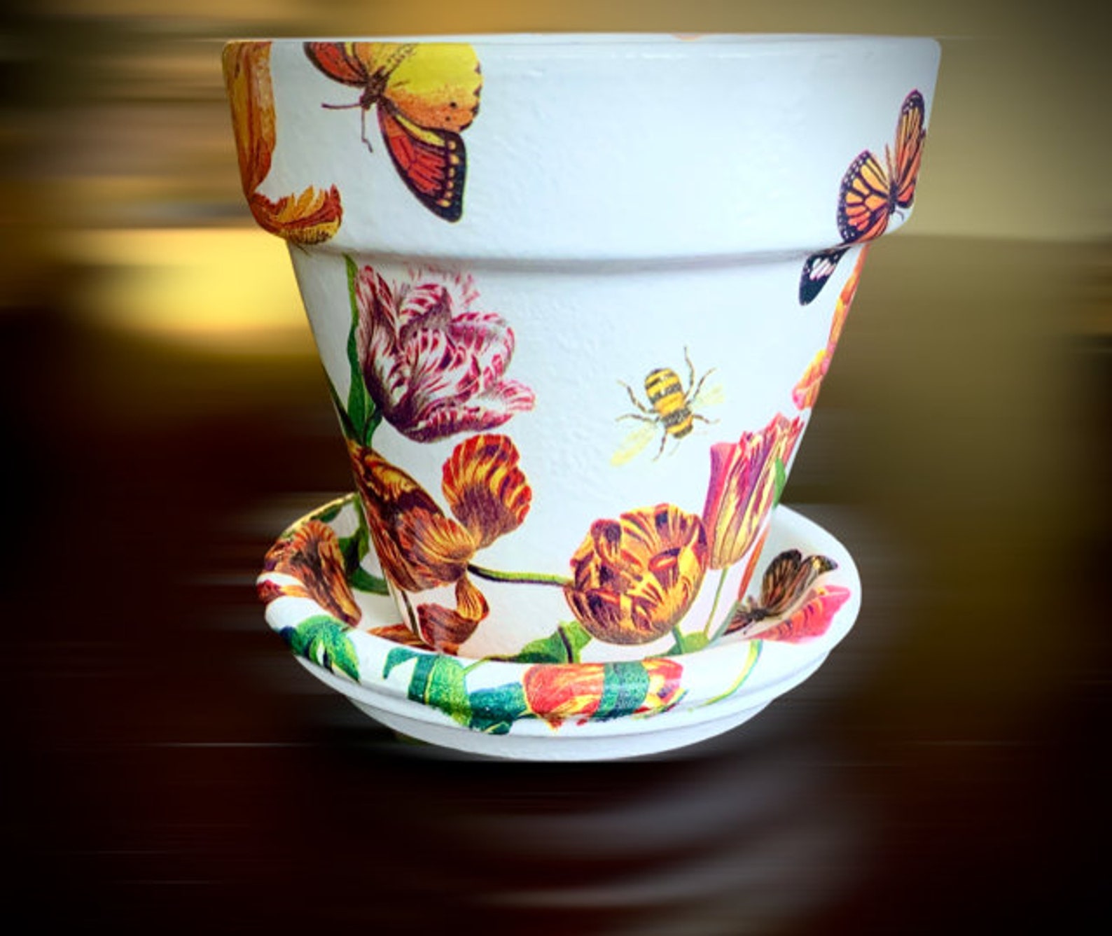 Lovely Tulip & Butterfly 6 Flower Pot - Etsy