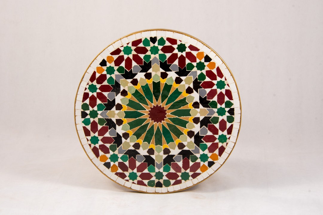 Tables En Zellige Marocain De Fès: Ajouter Lartisanat Traditionnel Et ...