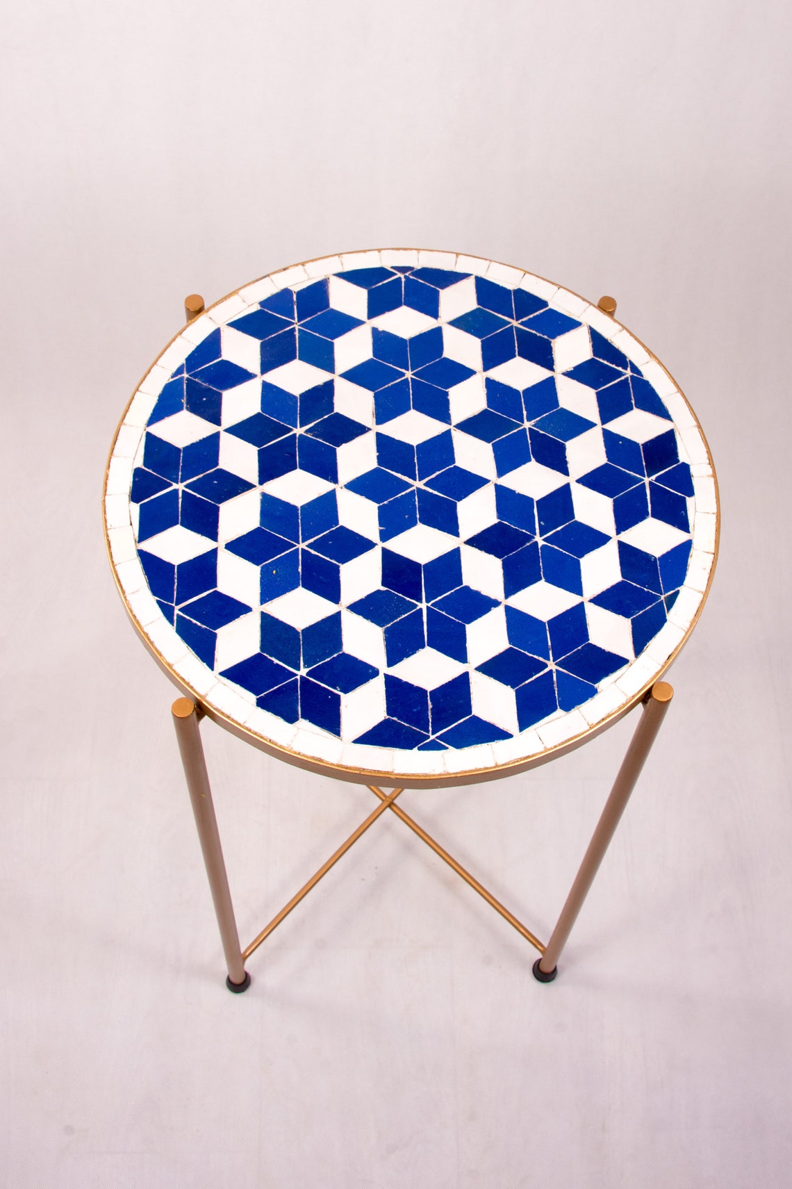 Tables En Zellige Marocain De Fès: Ajouter Lartisanat Traditionnel Et ...