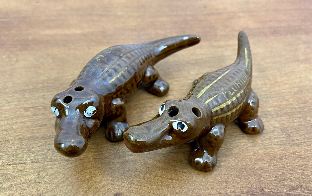 Vintage Kenmar Florida Alligator Souvenir Salt and Pepper Shakers - Etsy