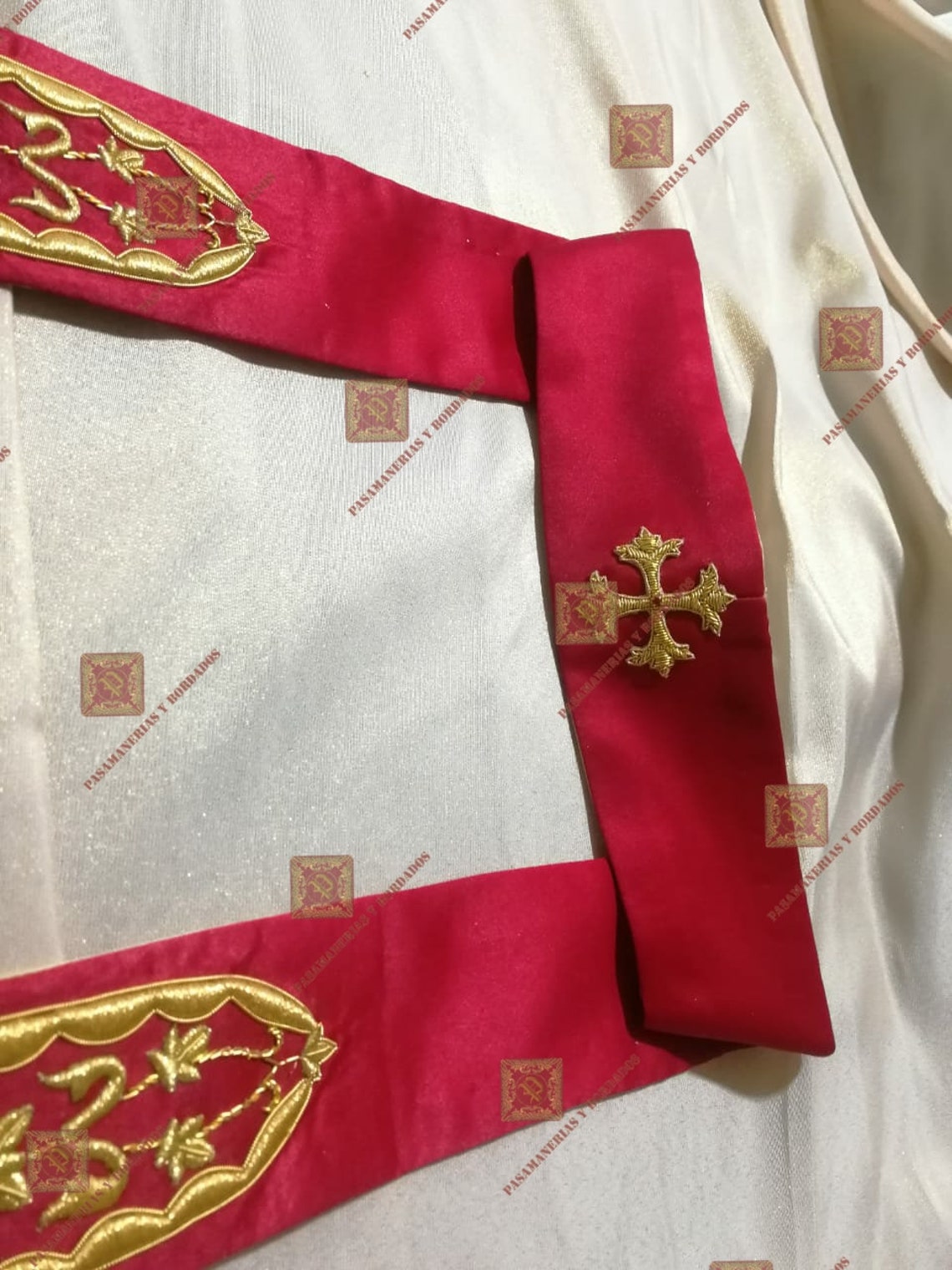 Stola Hand Embroidered Made With Metallic and Bullion Threads. - Etsy