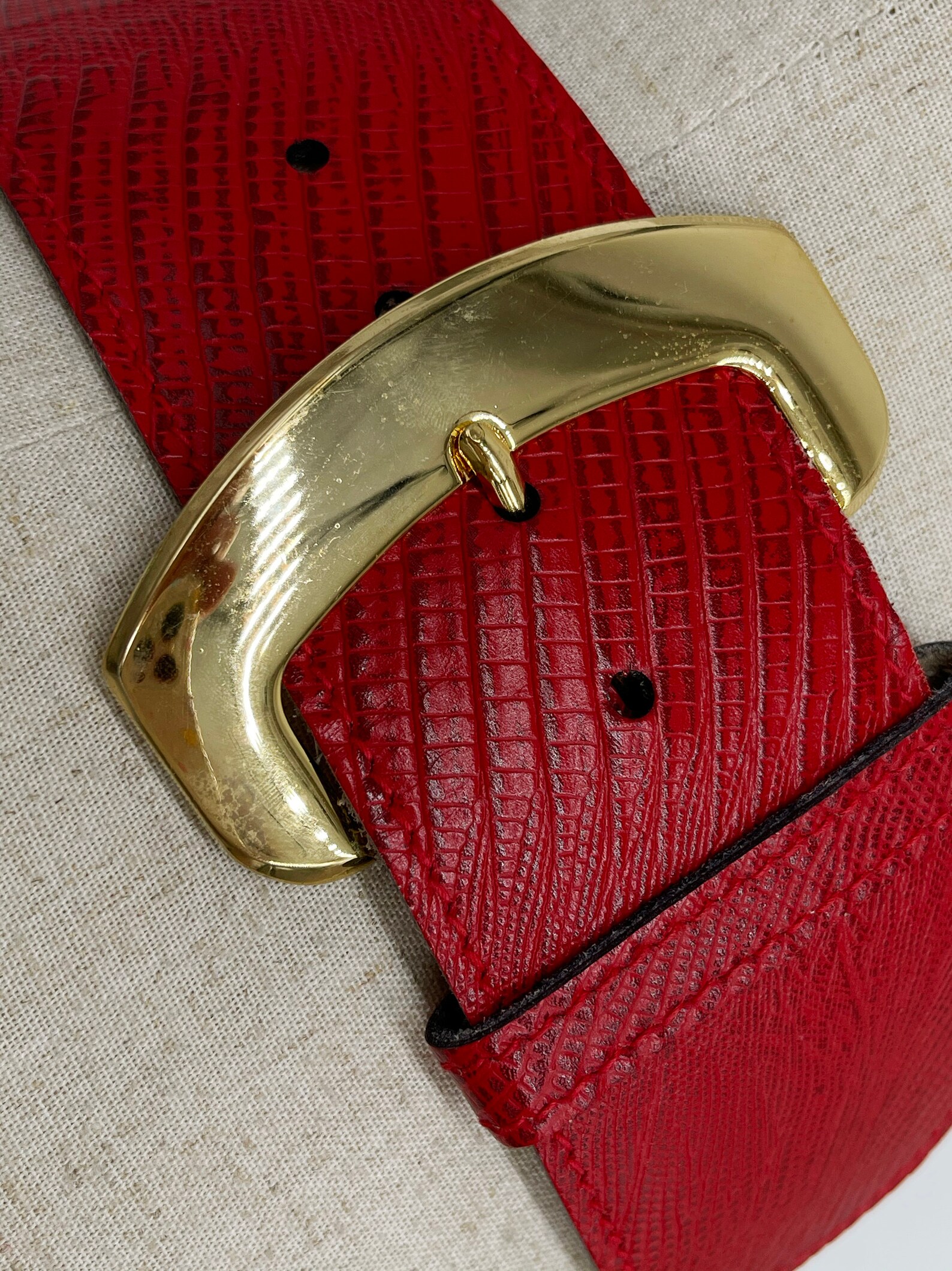 Vintage Red Lizard Leather Statement Belt Gold Buckle // Retro - Etsy