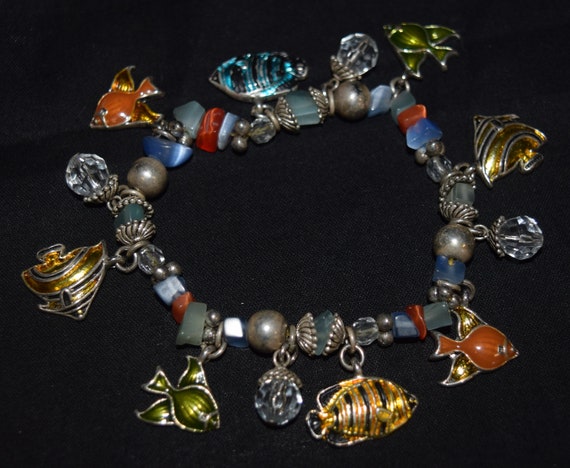 Fish Bracelet With Colorful Fish and Faceted Glass Beads | Etsy