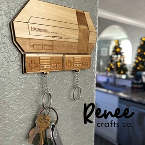 Premium Magnetic Wooden Wall Mount Keychains NES - Home Decor - Geek ...