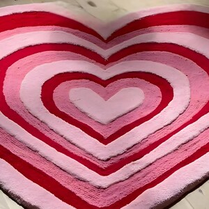 Heart-shaped Handtufted Rug Pink and Red Layered Romantic Wool Rug for ...