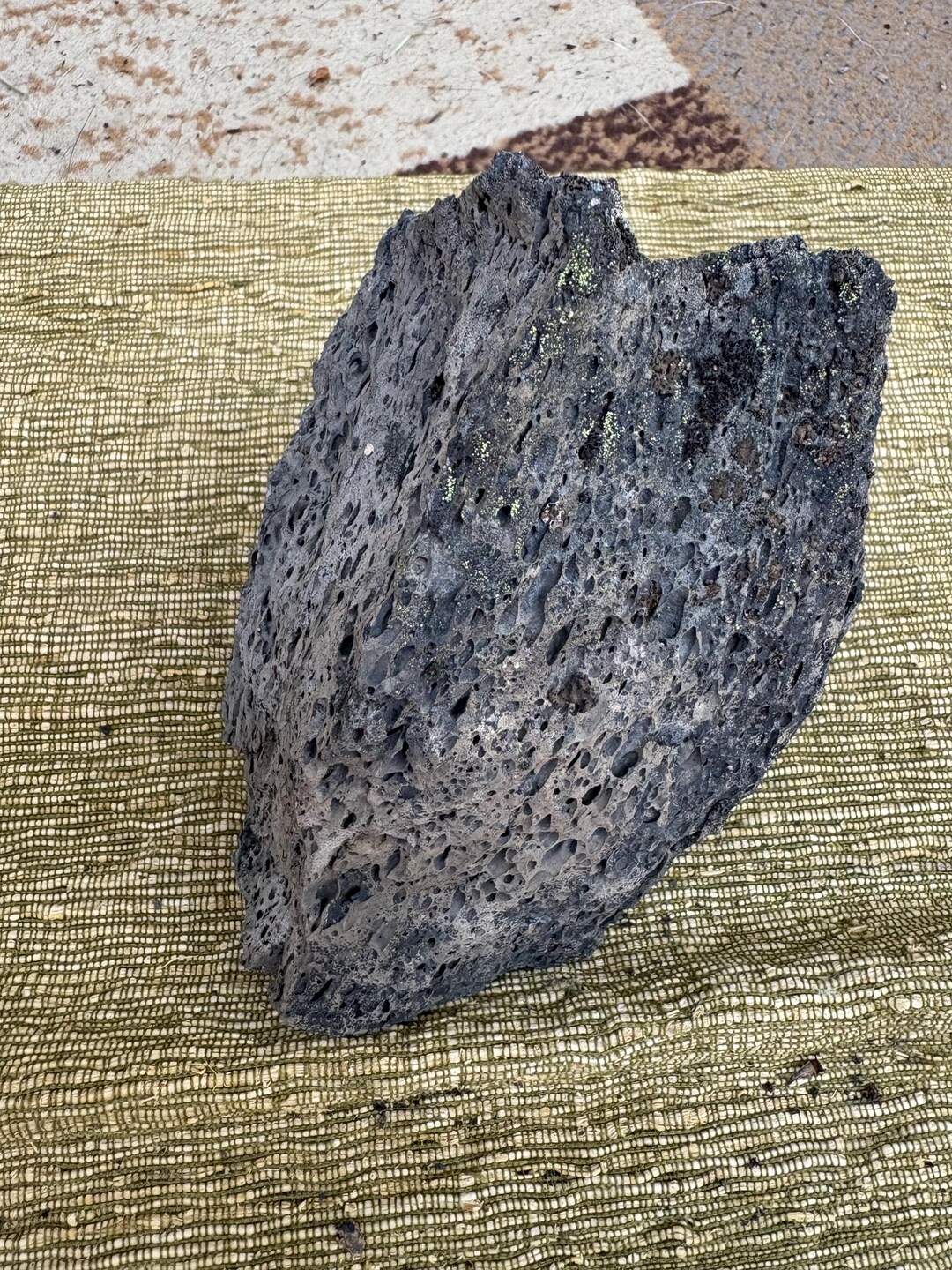 Gray and Black Volcanic Lava Rock for Terranium . Aquarium and Garden ...