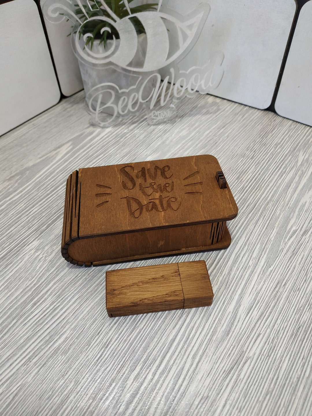 Holz USB-Stick mit Gravur & Walnuss Holzbox (8GB, 16GB, 32GB) - Etsy.de