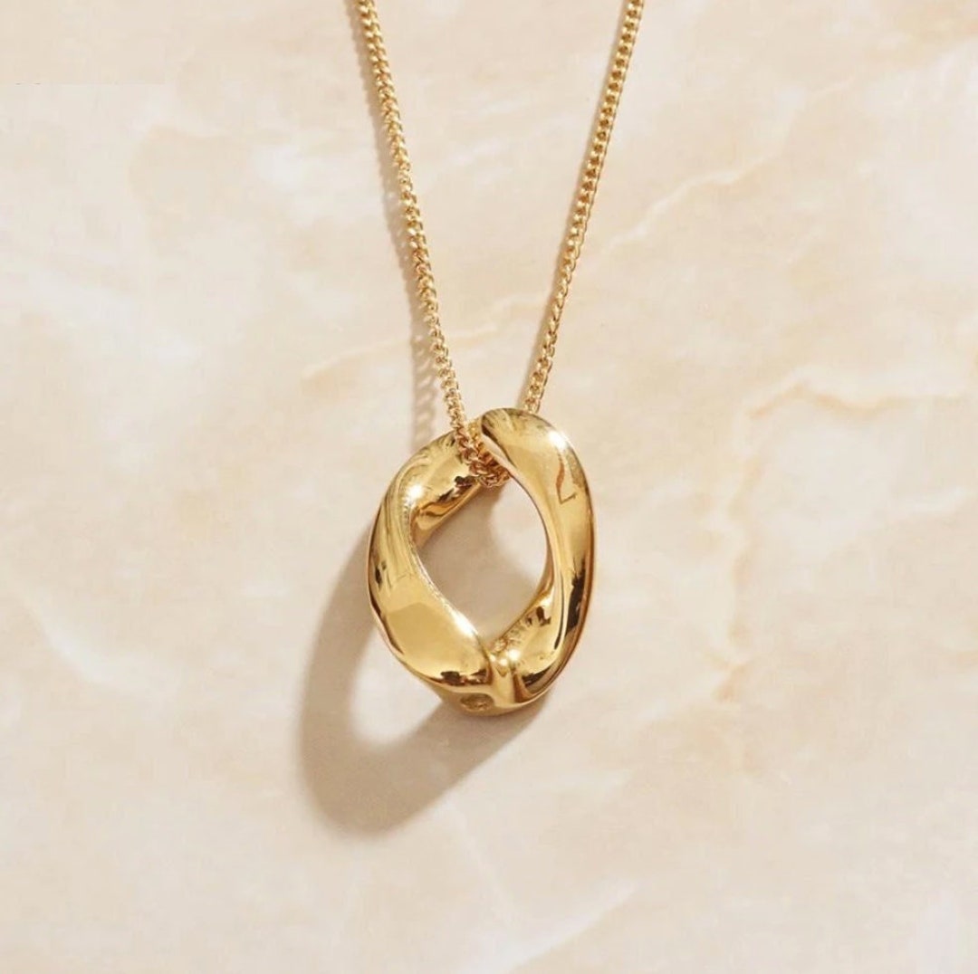 Gold Infinite Loop Pendant Necklace - Etsy