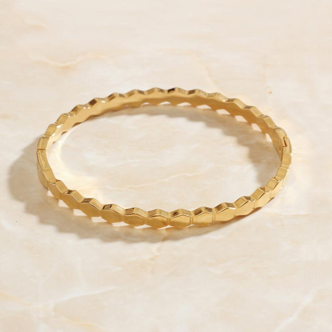 Gold Hexagonal Honeycomb Bangle Bracelet - Etsy