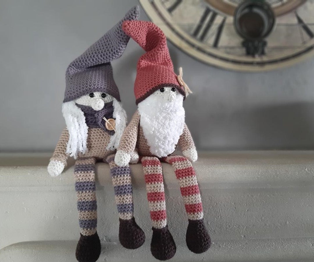 Les Lutins De Noël/the Christmas Elves - Etsy