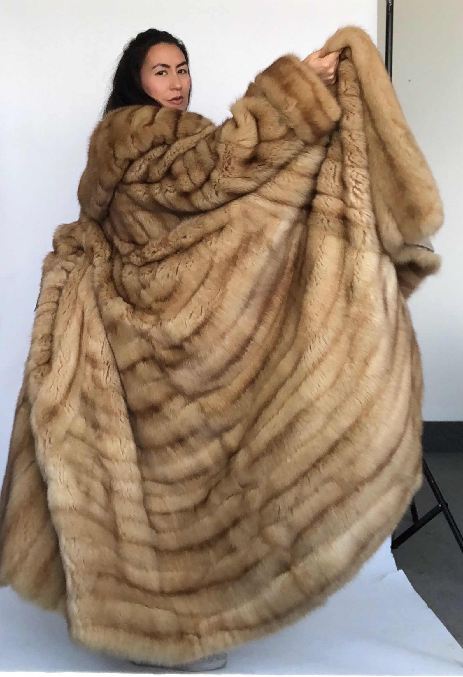 Tout Nouveau Manteau Russe De Fourrure De Sable Doré Fait Sur Etsy
