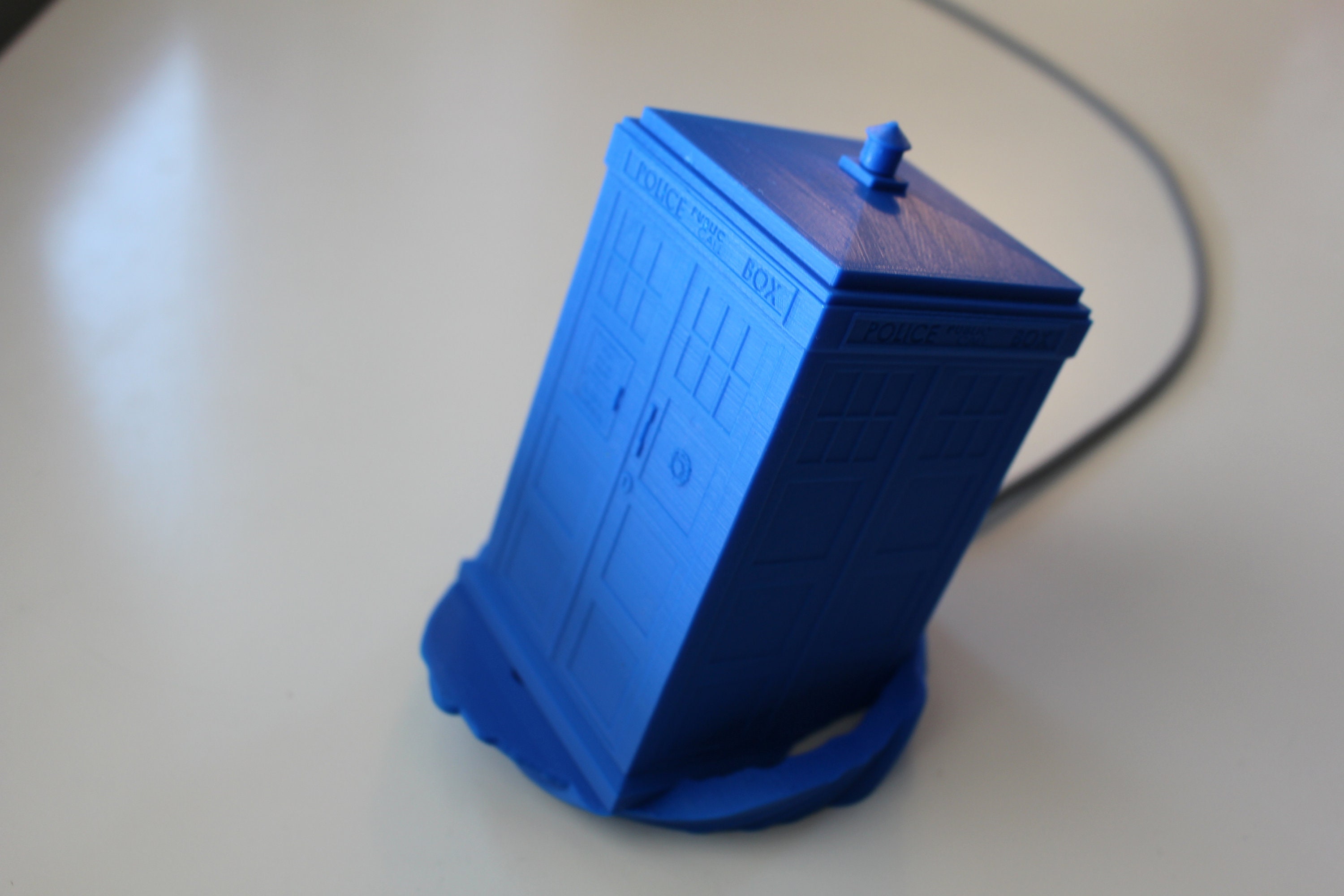 TARDIS Phone Stand Entering Time Warp With Wireless Charging - Etsy