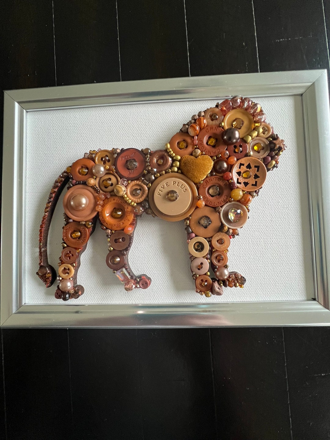 Button Artwork, Lion, Jungle Animals, Boys Room Decor, Gift for Friend ...