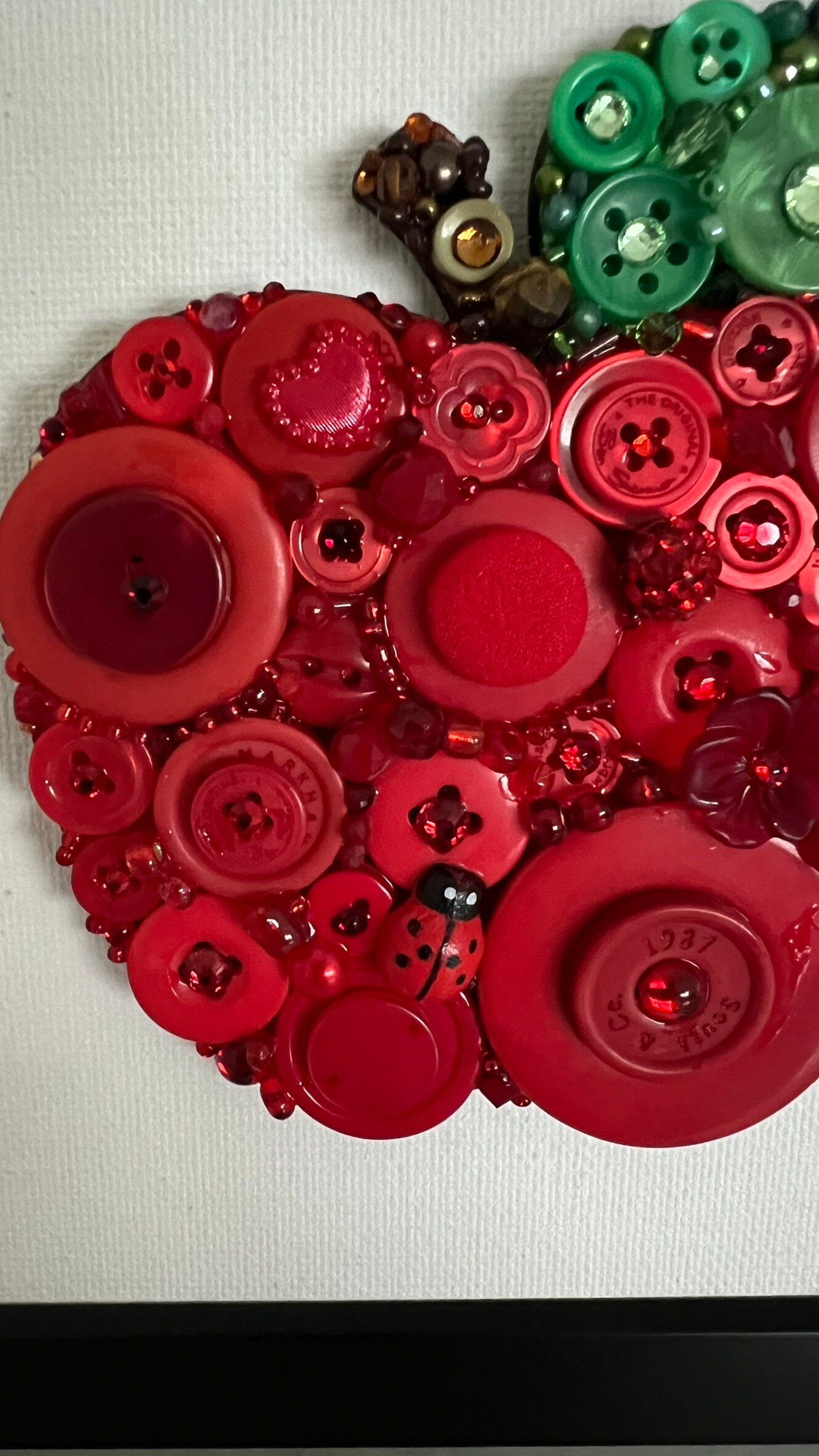 Red Apple Button Art, Vintage Button Decor, Teacher Gift - Etsy