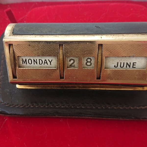 Vintage Desk Calendar - Etsy UK