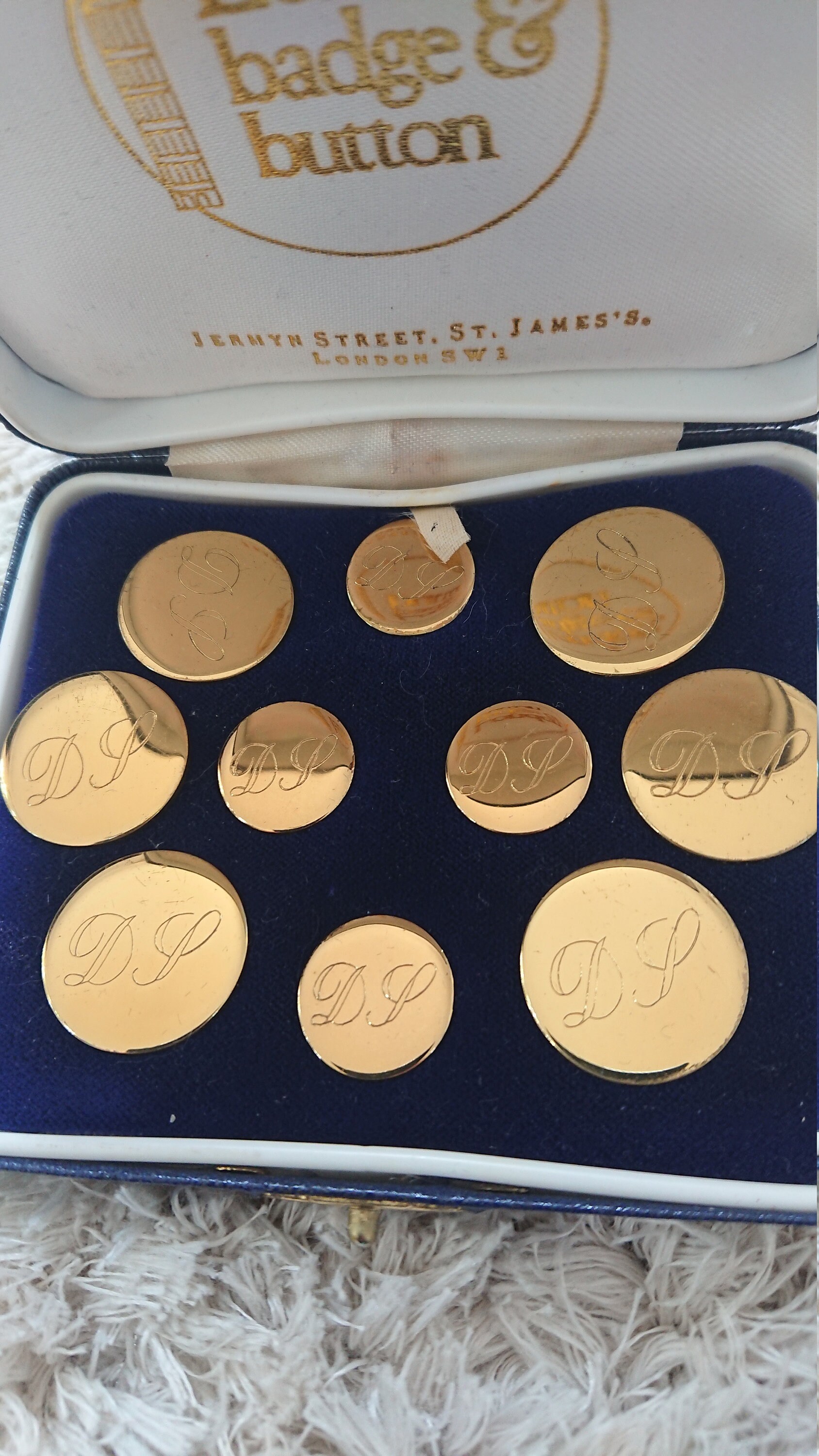 Vintage 10 London Badge & Button Set Etched DJ in Presentation Box - Etsy