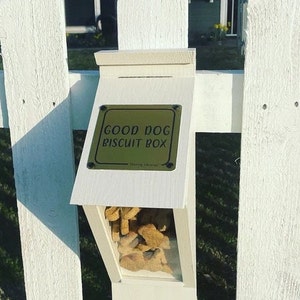 Good Dog Biscuit Box From the Family of the Founder of the - Etsy