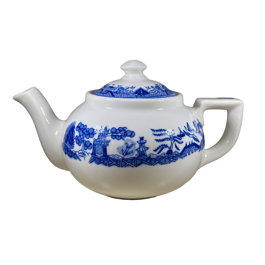 Blue Willow Teapot Vintage Restaurant Ware Jackson China 9x5 - Etsy