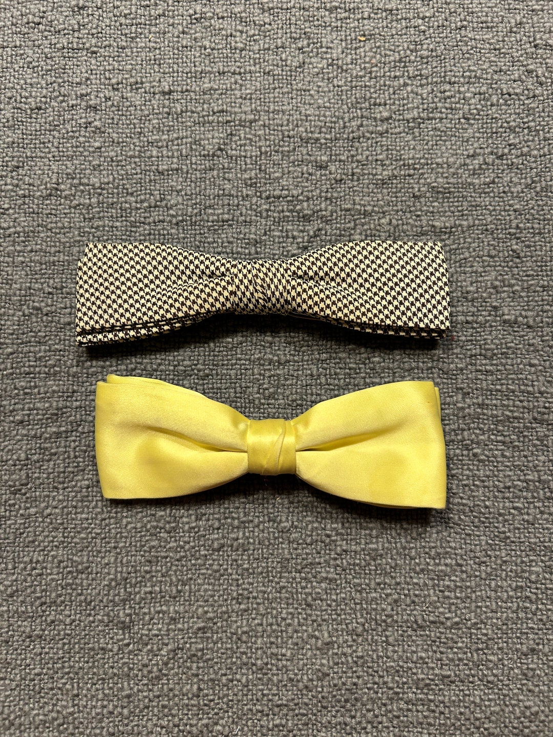 Pair of Vintage Bowties- Shur on Houndstooth Bow Tie- Beau Clip Bowtie ...