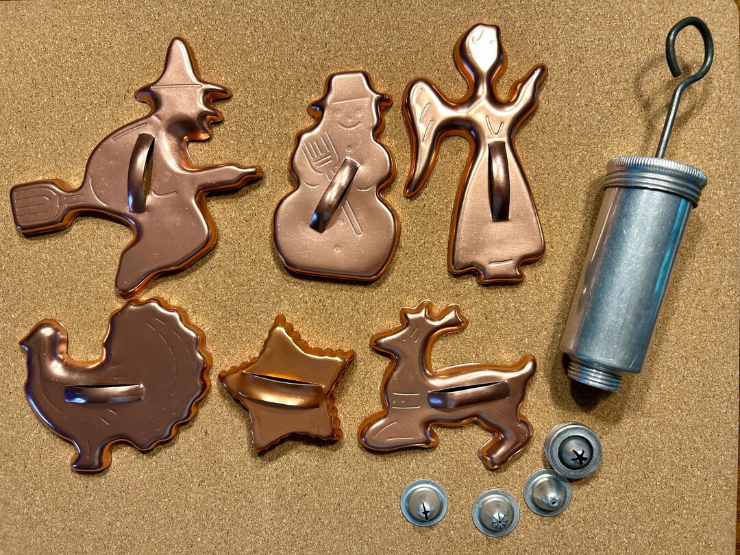 Set of 6 Vintage Royal Copper Cookie Cutters & Vintage Decorator ...