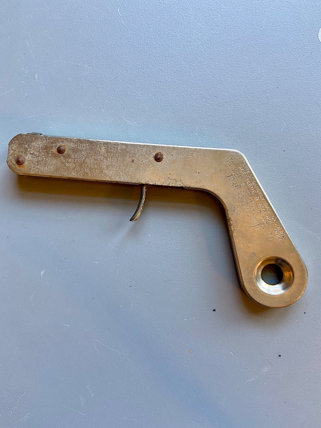 Vintage Shoot-a-lite Safety Gas Lighter (US Pat.) Turner & Seymour Mfg ...