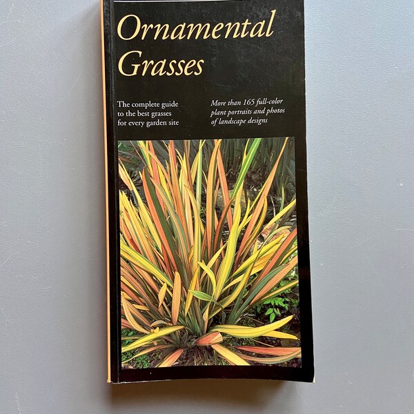 Grass Field Guide - Etsy