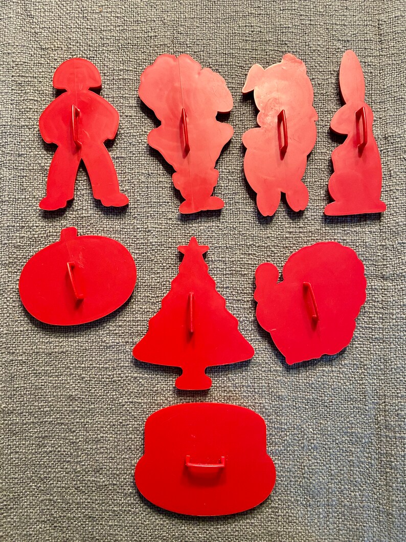 Red Tupperware Plastic Set of 8 Cookie Cutters Holidays - Etsy