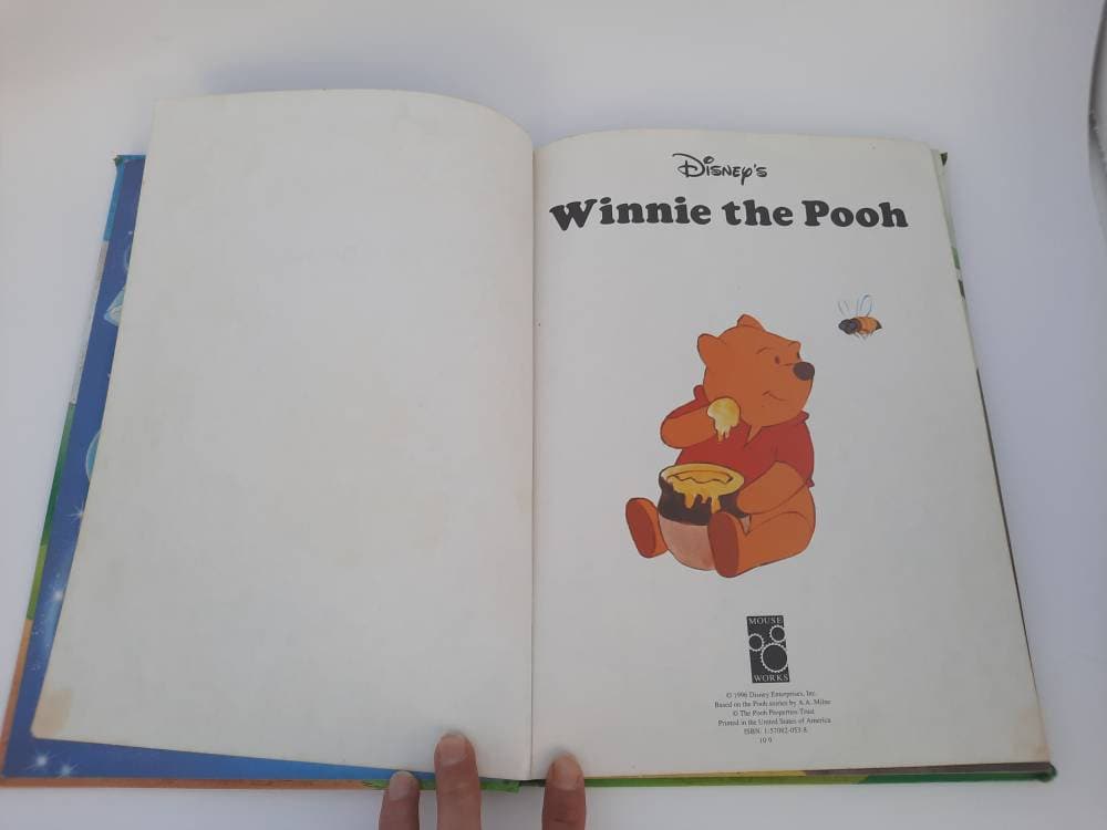 Disney's Winnie the Pooh Mouse Works Hard Back Book 1996 Vintage - Etsy
