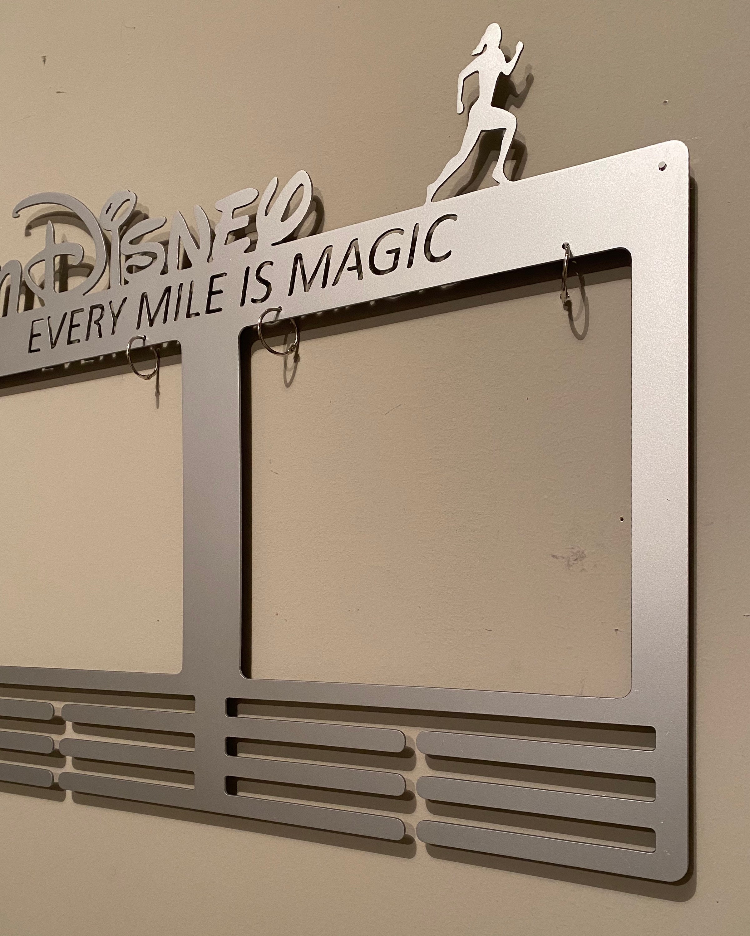 Rundisney Bib and Medal Display | Etsy