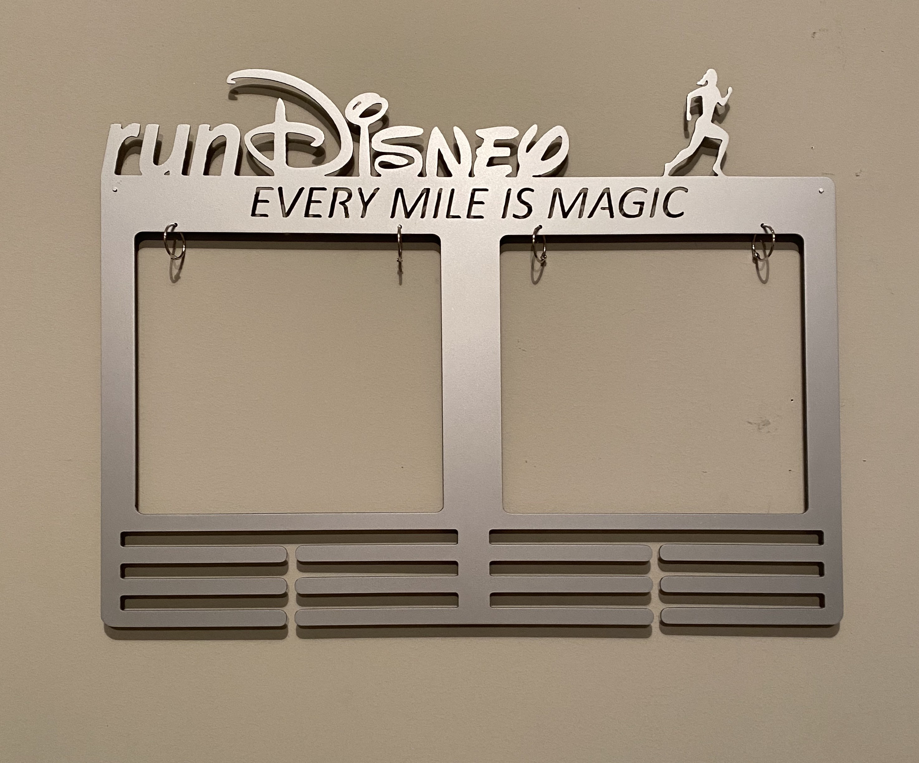 Rundisney Bib and Medal Display | Etsy