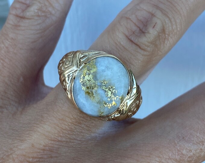 Vintage Gold in Quartz Half Bezel Set Flower Detail 14k Yellow Gold ...