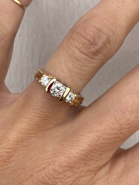 Vintage Tension Setting Three Stone Trilogy Round Dia… - Gem