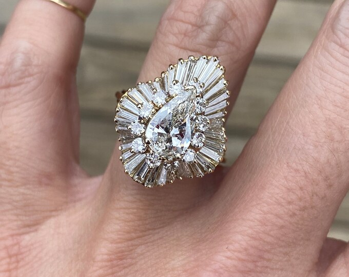 Vintage Genuine Pear Diamond Ballerina Ring Baguette Round Diamond ...