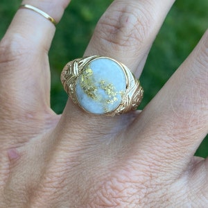 Vintage Gold in Quartz Half Bezel Set Flower Detail 14k Yellow Gold ...