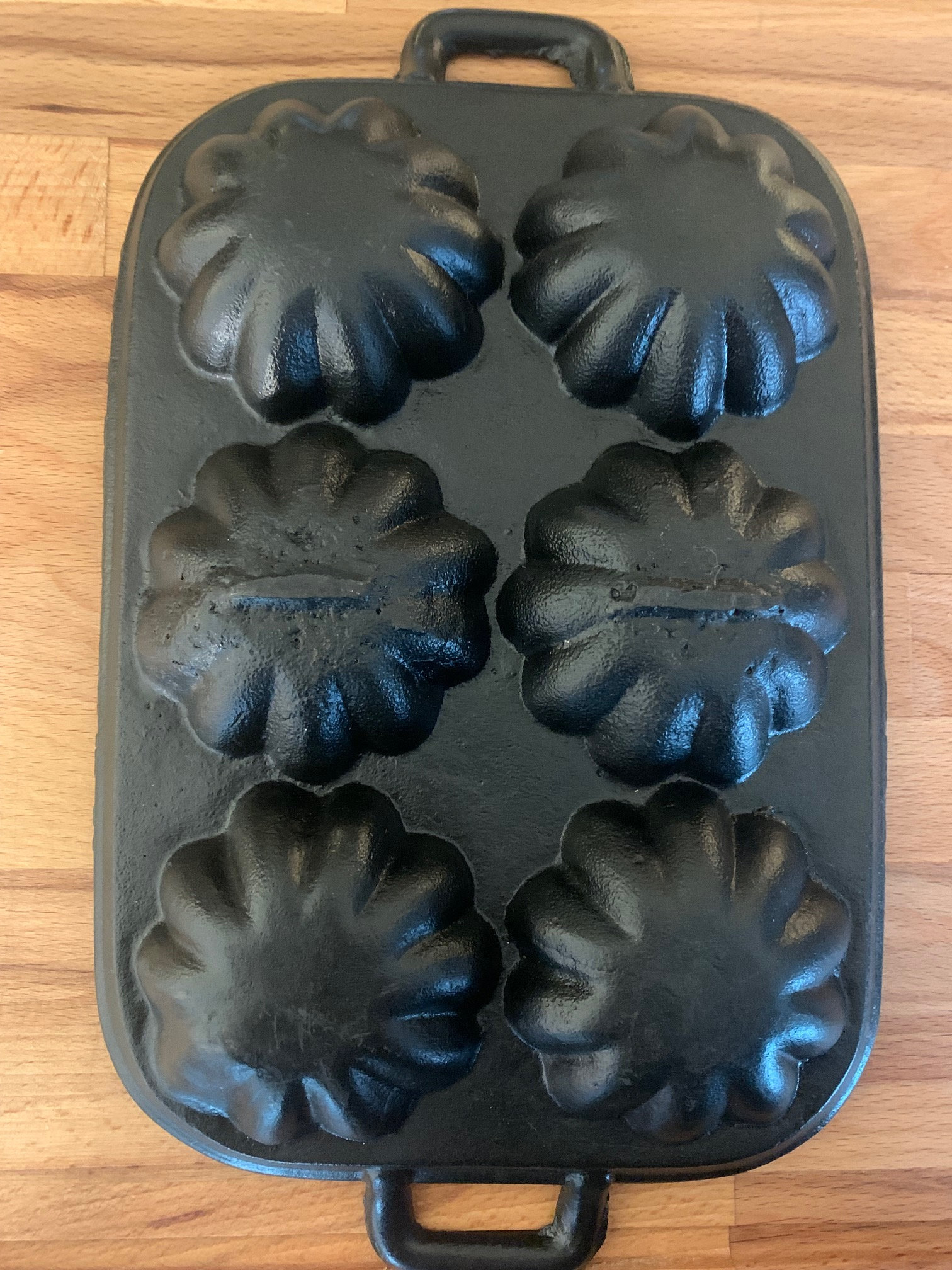 Antique Six Cup Turk Head Pan Gatemarked - Etsy