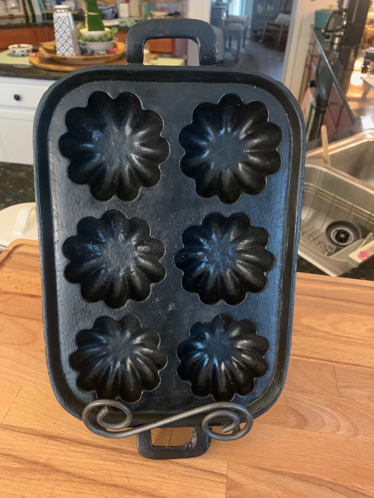 Antique Six Cup Turk Head Pan Gatemarked - Etsy