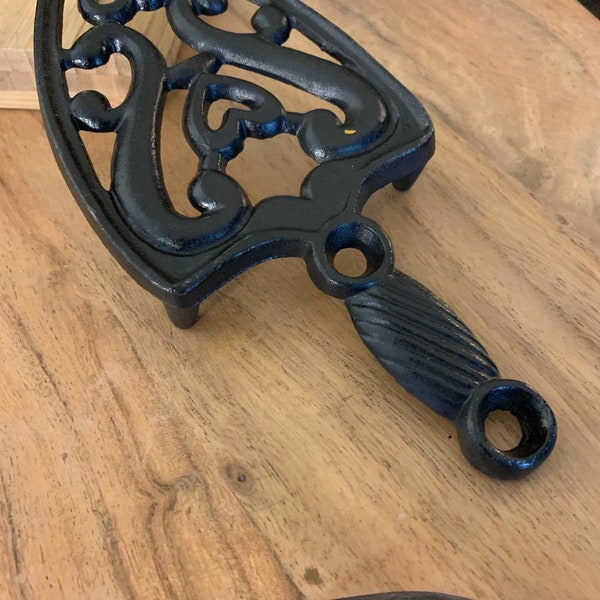 Wilton Cast Iron - Etsy