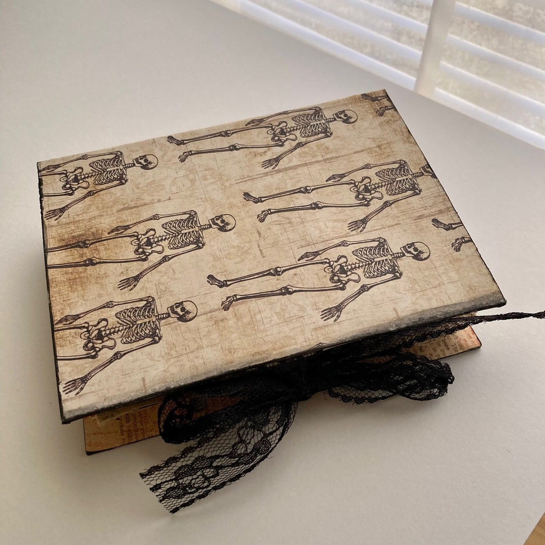 Halloween Junk Journal Spooky Junk Journal Halloween - Etsy