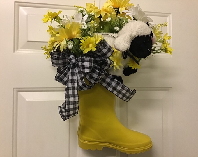 BESTSELLING Sheep Farmhouse Rain Boot Wreath, Door Decoration, Summer ...