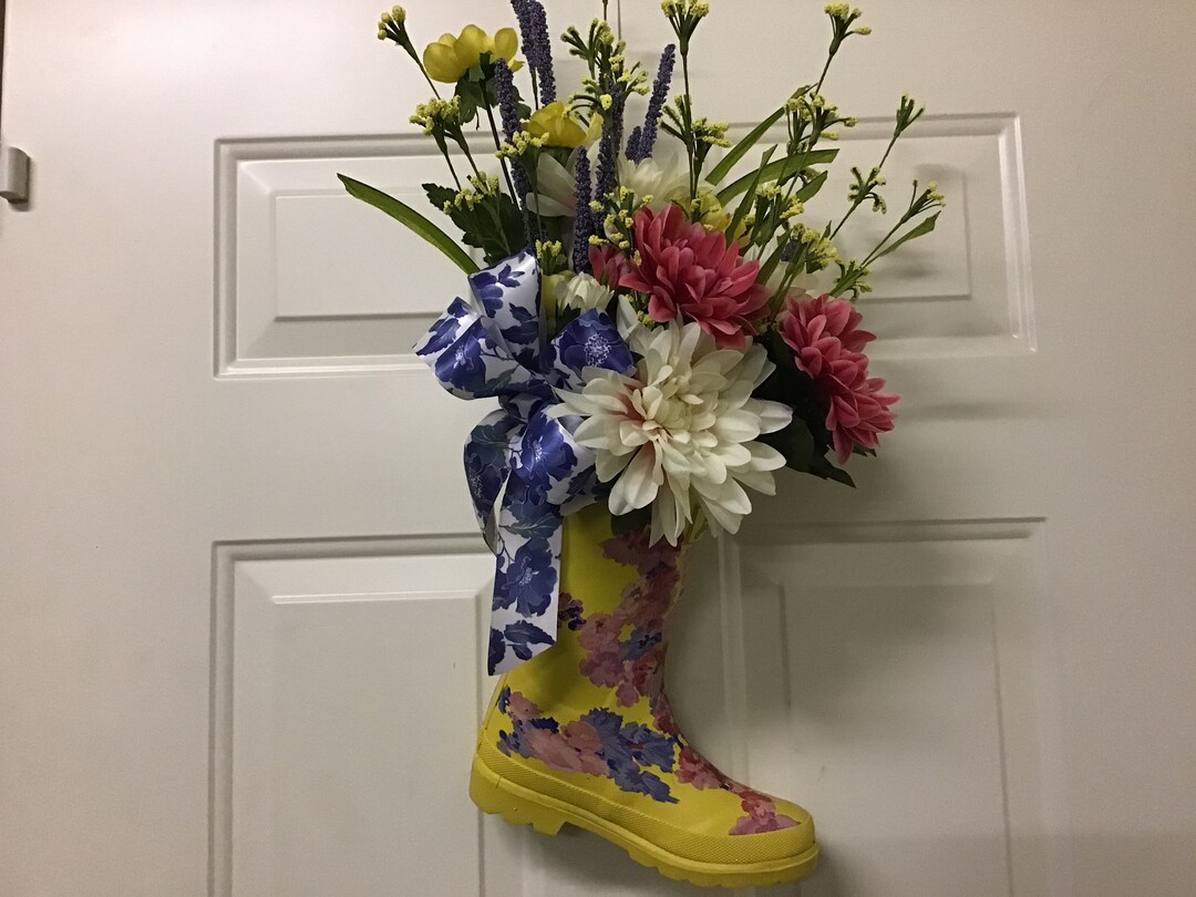 Spring & Summer Rain Boot Wreath, NEW Yellow Decorated Floral Boot ...