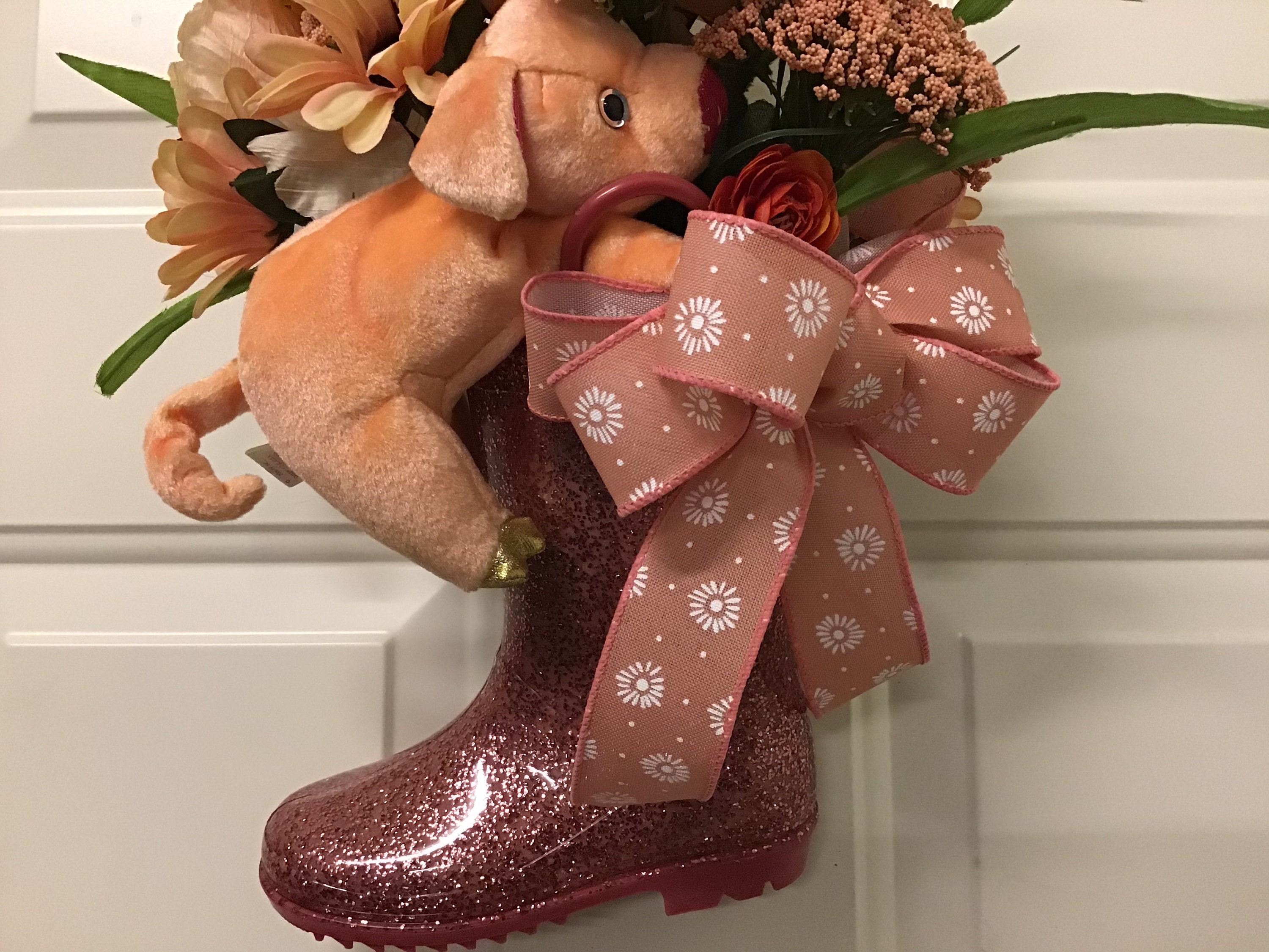 PIGGY Front Door Rain Boot Wreath, Sparkling Coral Rain Boot W/very ...