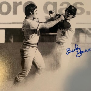 Autographed Bud Harrelson Vs Pete Rose Signed by Bud Harrelson - Etsy