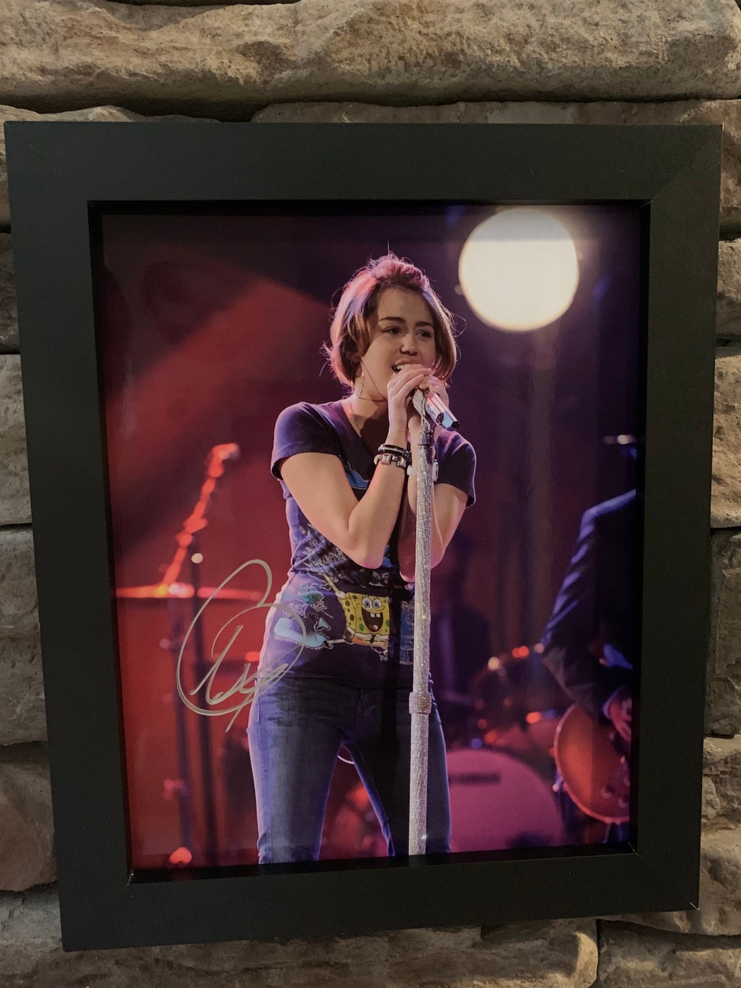 Autographed Miley Cyrus 8x10inch Framed Photo With COA. - Etsy