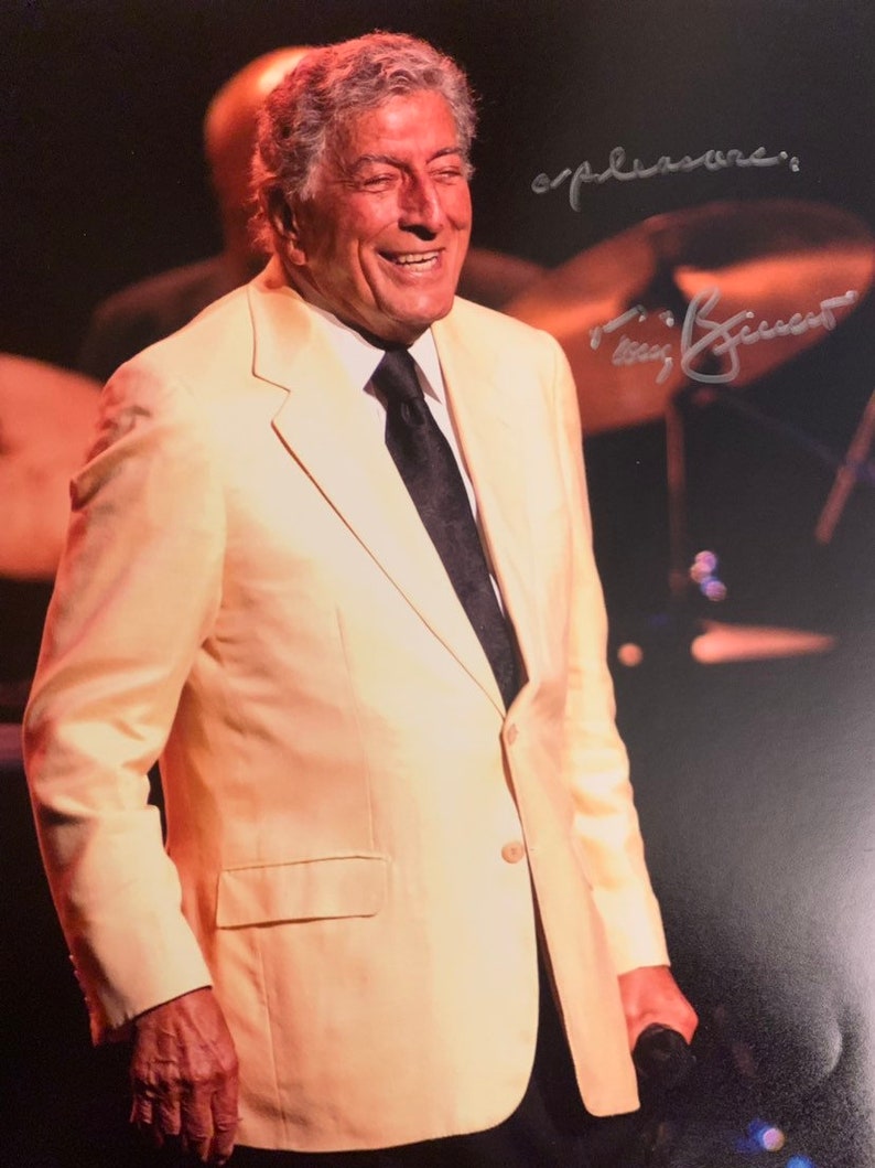 Autographed Tony Bennett Framed 8x10inch Photo With JSA COA. - Etsy
