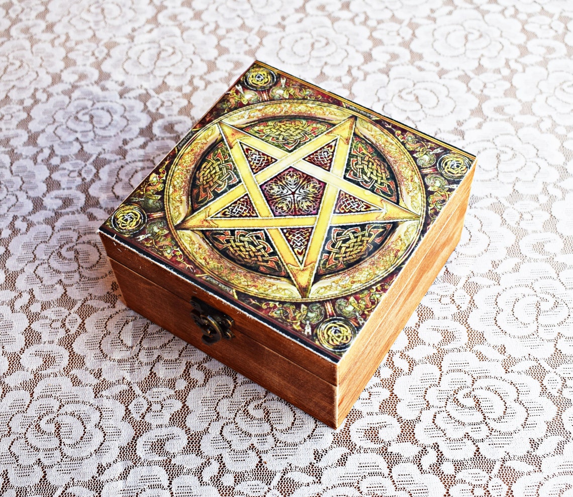 Pentagram Altar Witch Box, Pentagram Carved Wooden Jewelry Box ...