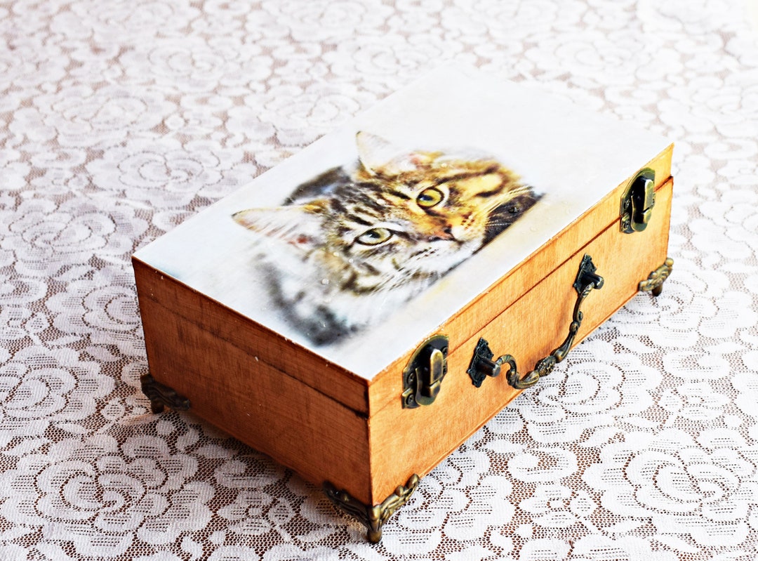 Keepsake Pet Memorial Urn, Dog Remembrance, Custom Pet Memorial Box ...