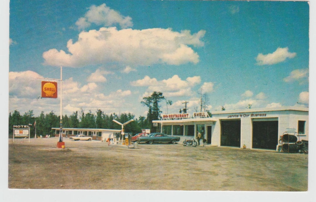Lang's Shell Service Station and Motel Dryden Ontario Canada 1960s ...