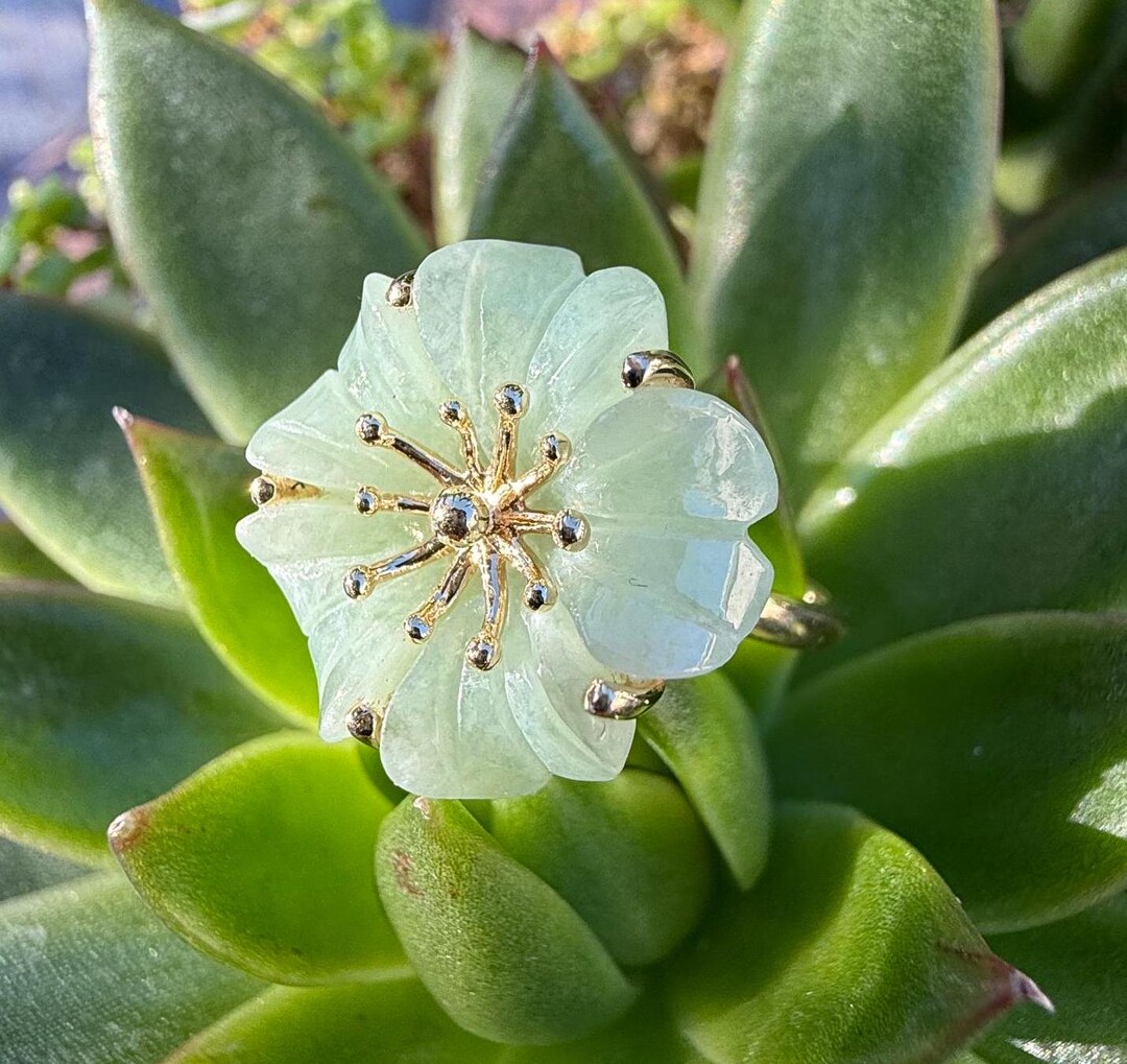 Vintage 14K Gold Jade Flower Ring: Solid Gold Statement Jewelry, 4.25 ...